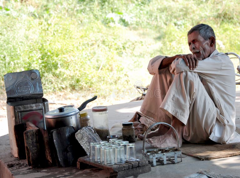 Roadside tea shop editorial image. Image of india, clothes - 21824860