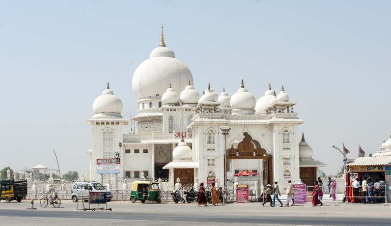 Roadside temple, India editorial stock photo. Image of ancient - 24626478