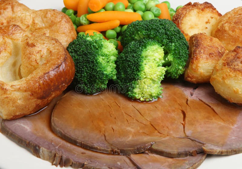Roast Beef Sunday Dinner stock image. Image of meat, english - 33602201