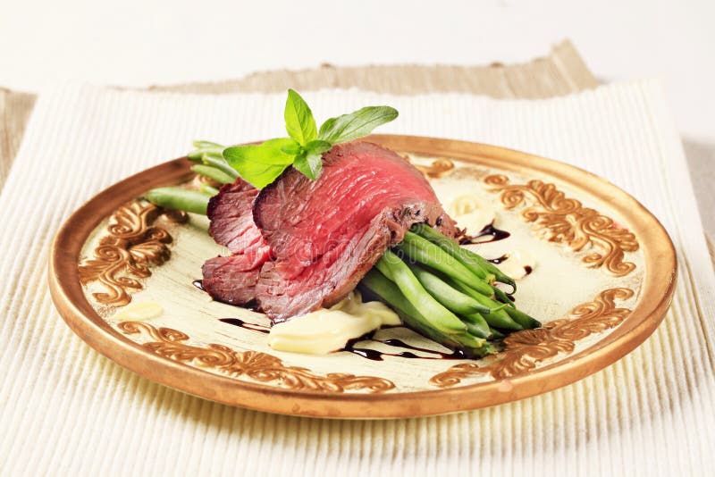 Roast Beef and String Beans Stock Photo - Image of food, cooked: 53216020