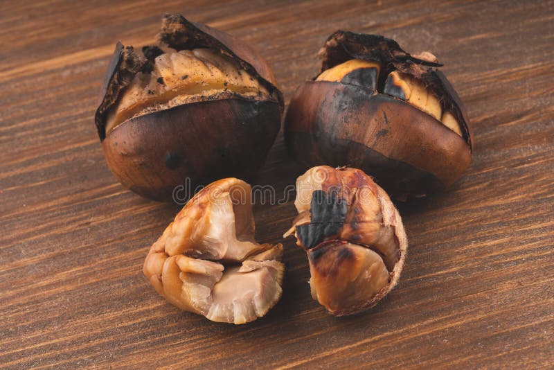 Roasted Chestnut with Shell Stock Image - Image of rustic, heap: 143428563