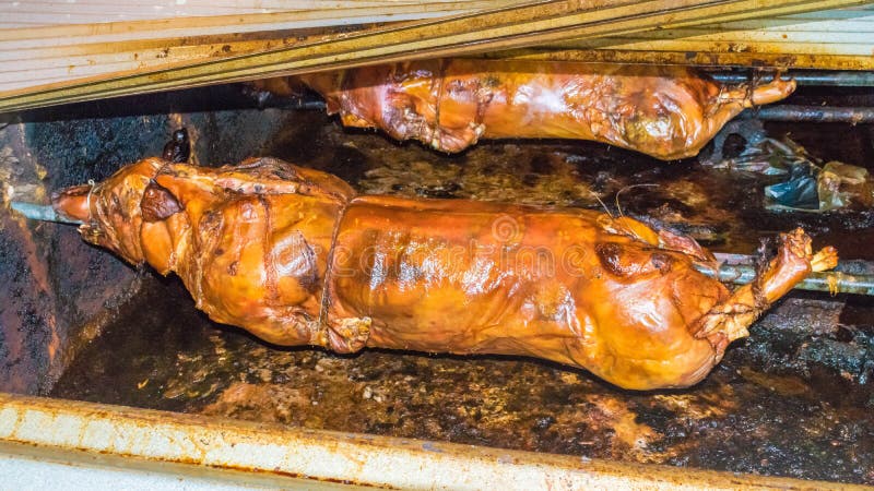 Roasted Whole Pig Stock Images - Download 887 Royalty Free Photos