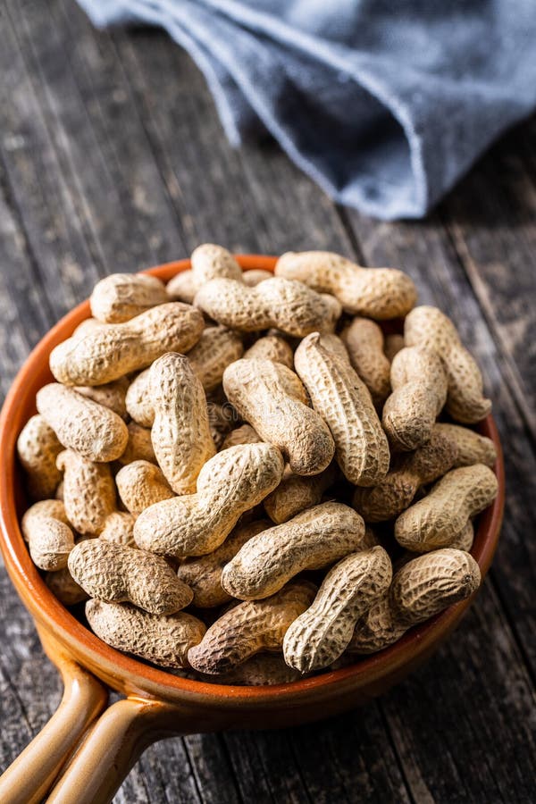 Roasted Peanuts. Tasty Groundnuts in Pot Stock Image - Image of nature ...