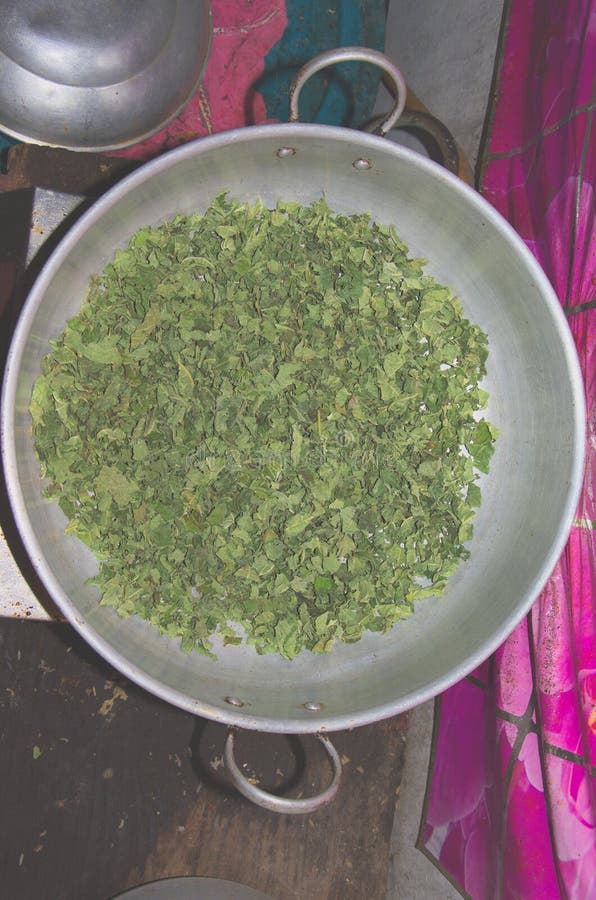 Roasted Tea Leaves Pan Firing Stock Image - Image of enzyme, process ...