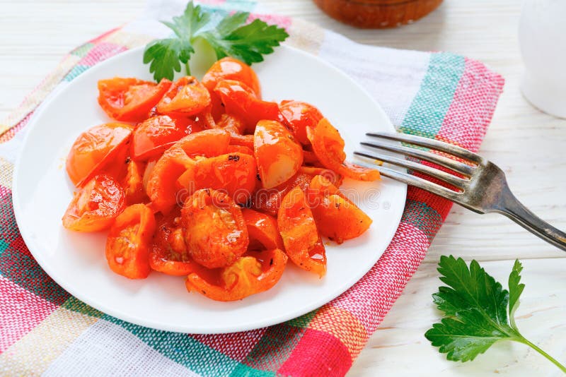 Roasted tomato slices stock photo. Image of tomatoes - 35569066