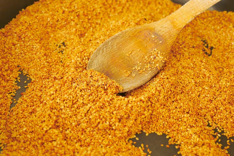 Roasting Sesame on the Stove, Fresh Sesame Roasting Process, Roasted ...