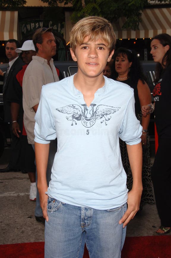 Rob Pinkston editorial image. Image of july, featureflash - 25134505