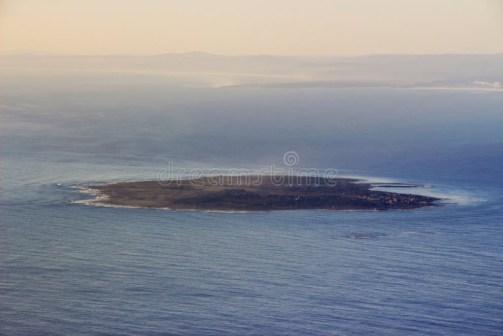 Robben Island View from Table Mountain Editorial Image - Image of ...
