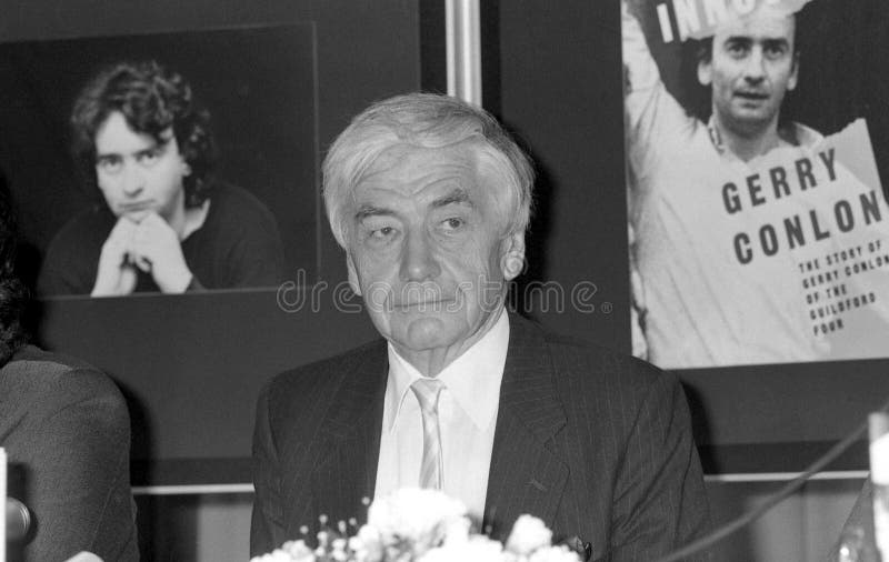 Robert Kee editorial photo. Image of presenter, reporter - 11284831