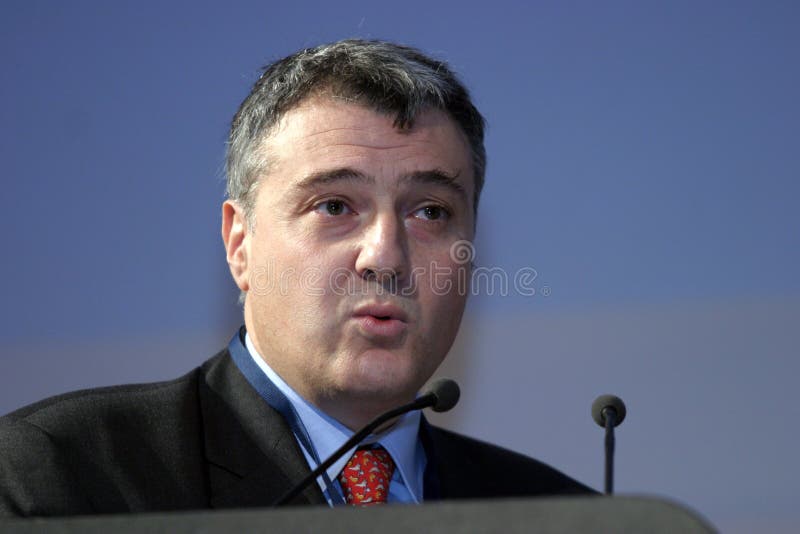 Roberto Musneci editorial photography. Image of businessman - 25628247