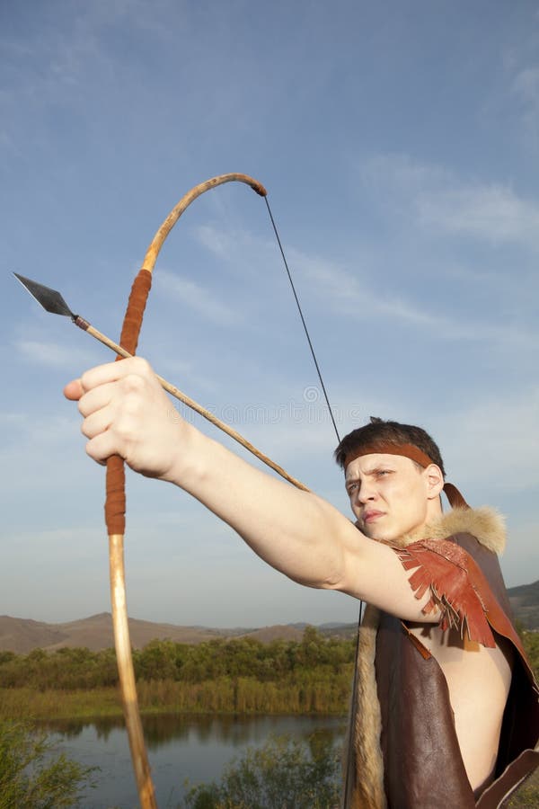 Robin Hood Archer Mit Pfeil Und Langem Bogen Stockbild - Bild von jagd ...