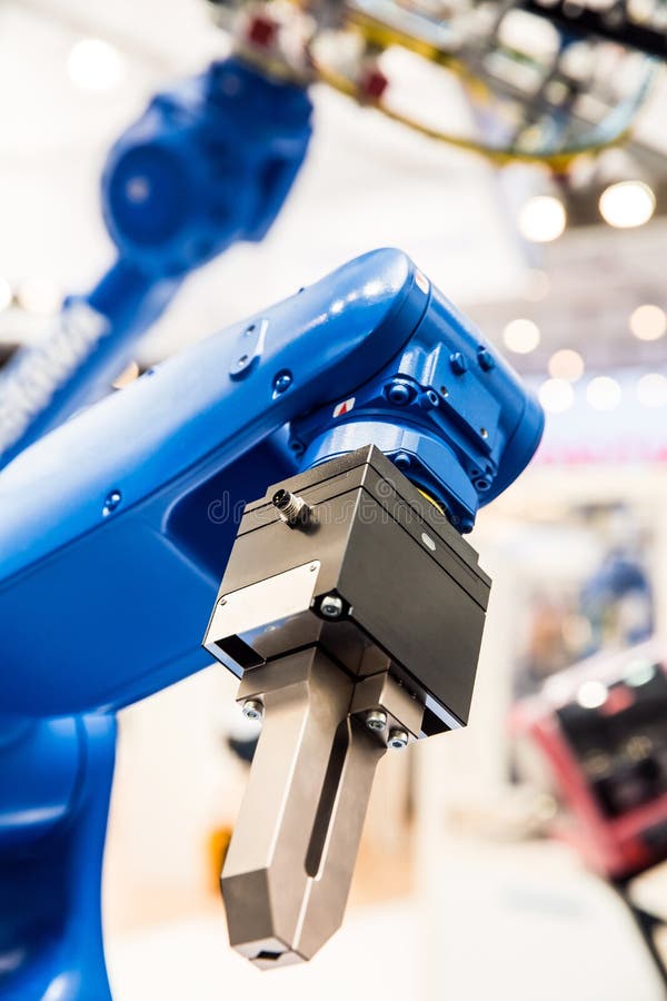 Robot arm hand stock image. Image of gripper, machine - 131140787