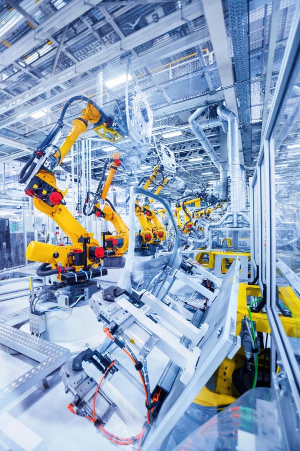 Robots Dans Une Usine De Voiture Photo stock - Image du industrie ...