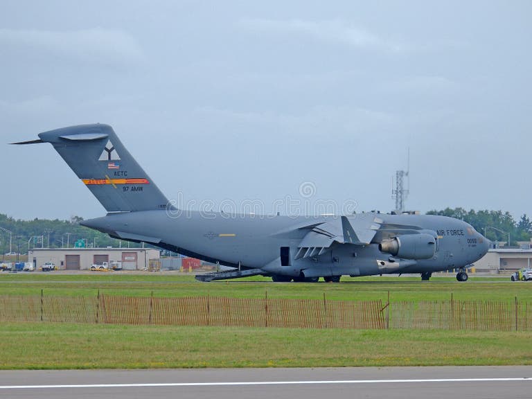 C 17 Globemaster 1 Stock Photos - Free & Royalty-Free Stock Photos from ...