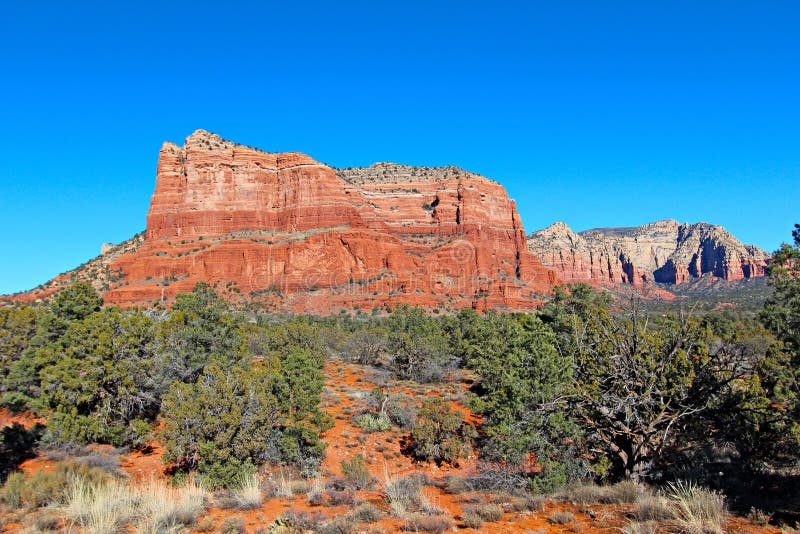 Rocas rojas imagen de archivo. Imagen de naturalizado - 28669073