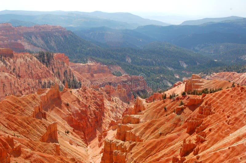 Rocas rojas (series) imagen de archivo. Imagen de viewpoint - 2802741