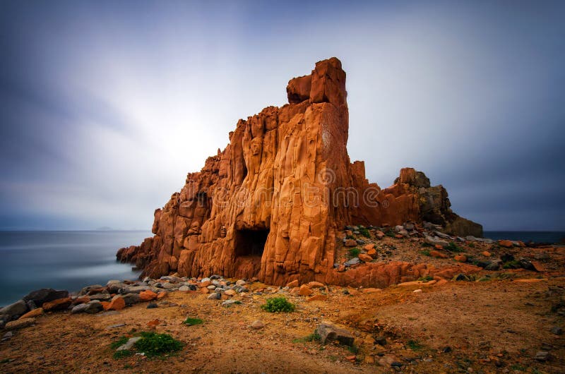 Rocce Di Colore Rosso Di Arbatax Immagine Stock - Immagine di sardinia ...