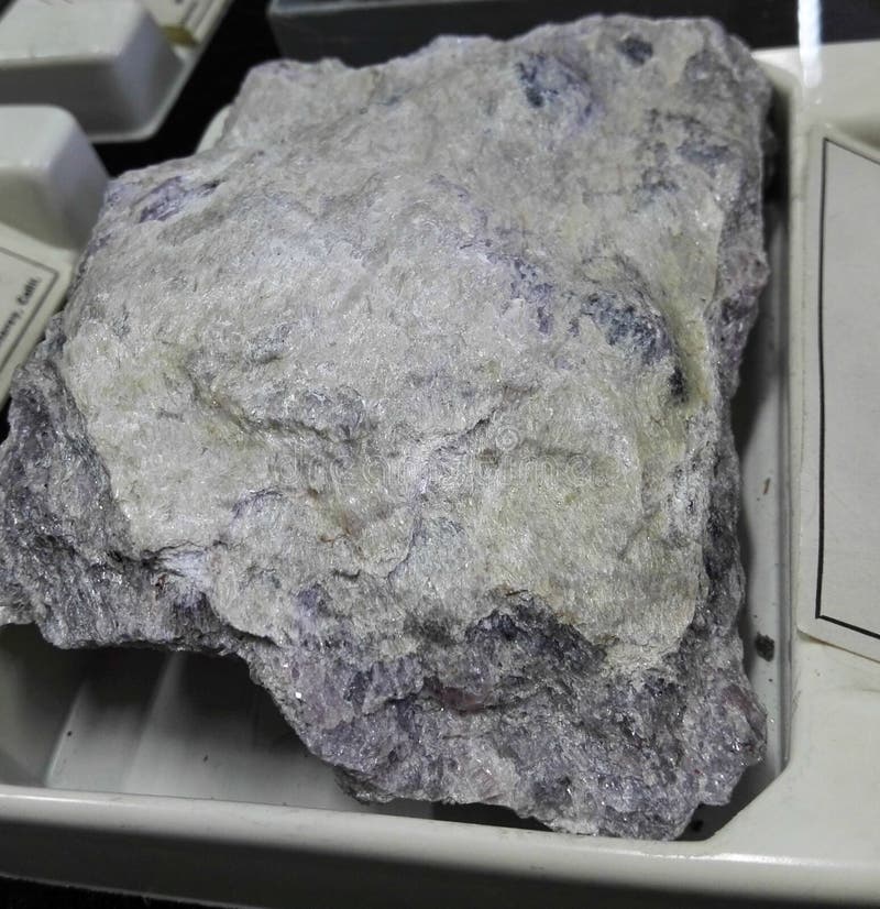 Rocce Sedimentarie Dello Scisto Di Hexagonite Immagine Stock - Immagine ...