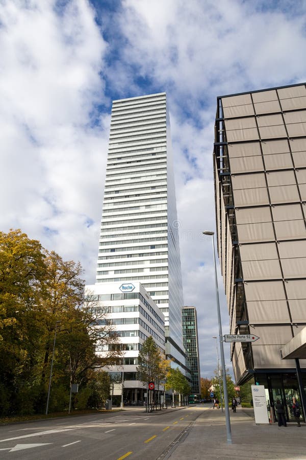 Roche Pharmaceutical Company Logo Editorial Photo - Image of global ...