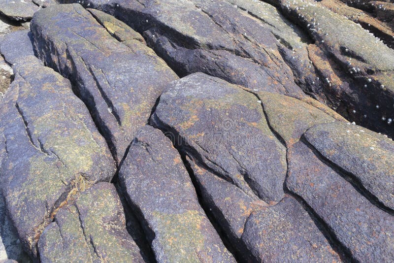 Roche volcanique rouge image stock. Image du surface - 45157199