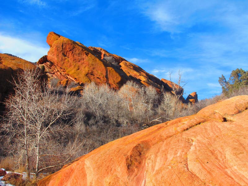 Roches rouges photo stock. Image du denver, lumineux, montagnes - 9134182