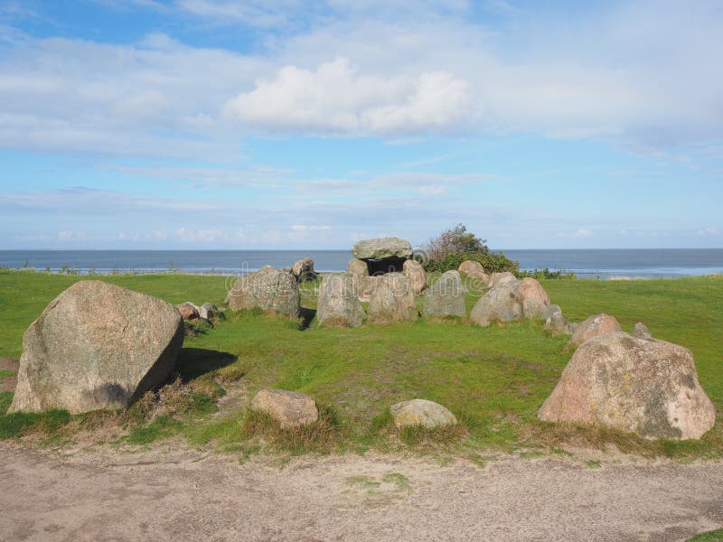 Rock, Archaeological Site, Promontory, Sky Picture. Image: 111642757