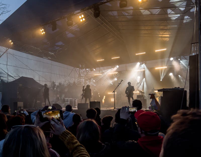 Rock Band Performance on Stage Editorial Photography - Image of disco ...