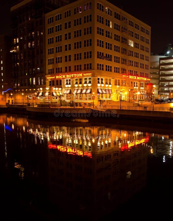 Rock Bottom Brewery editorial photography. Image of launch - 23922767