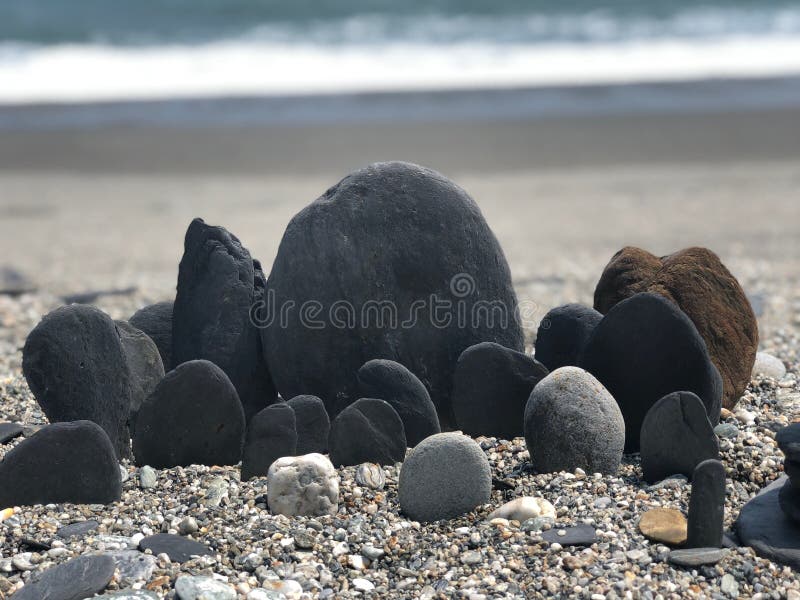Rock, Boulder, Shore, Pebble Stock Photo - Image of boulder, shore ...