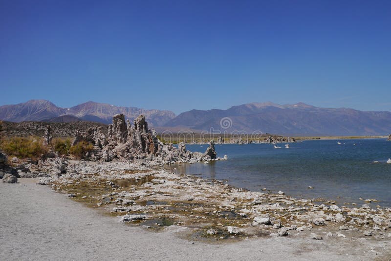 Rock formation lake mono stock image. Image of edge, mono - 36207339