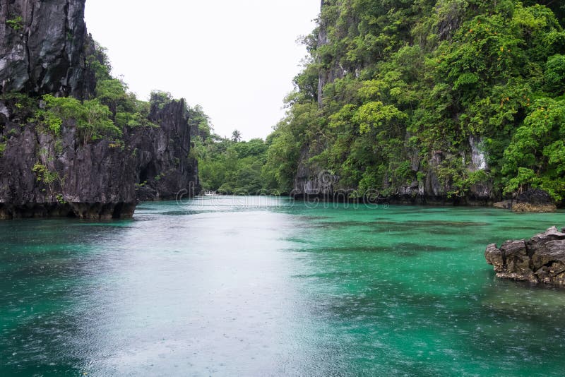 Rock Formation in the Ocean - El Nido, Palawan, Philippines Stock Image ...