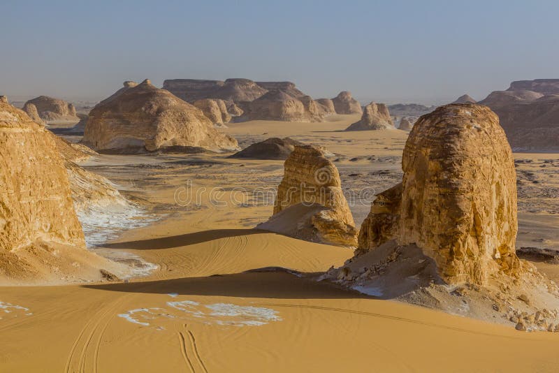 Rock Formations of El Aqabat (Agabat) Valley in the White Desert, Egy ...