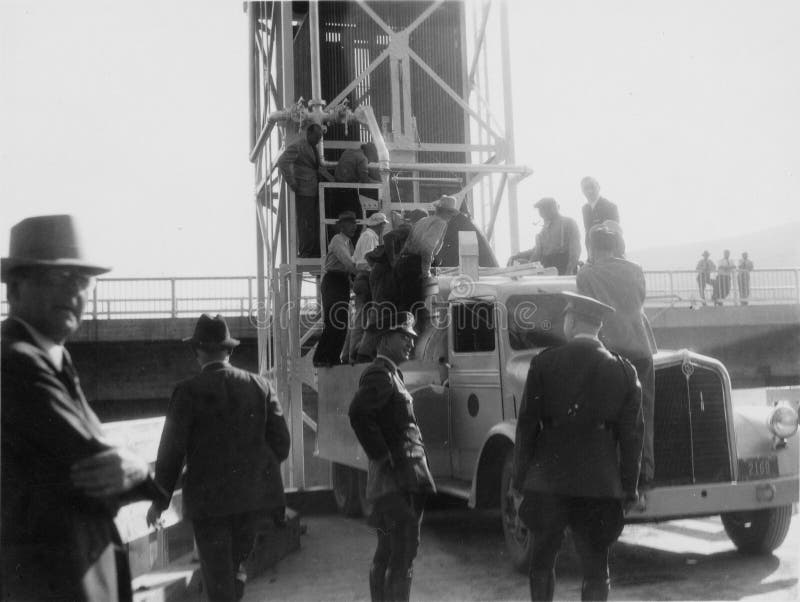 Rock Island Dam Fish Loads Picture. Image: 222368726