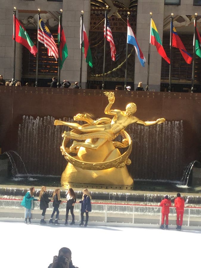 30 Rock Prometheus editorial stock photo. Image of statue - 77160808