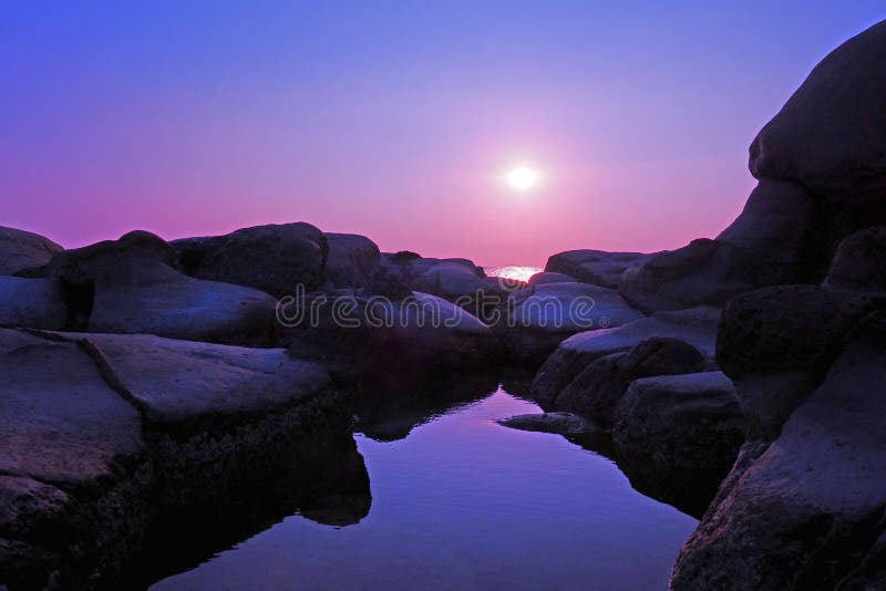 Rock, Reflection, Sky, Sunrise Picture. Image: 112490832