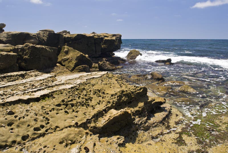 Rock Shoreline Picture. Image: 3174523