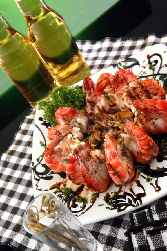 Rock shrimp and beer stock image. Image of alcoholic, sauce - 9401609