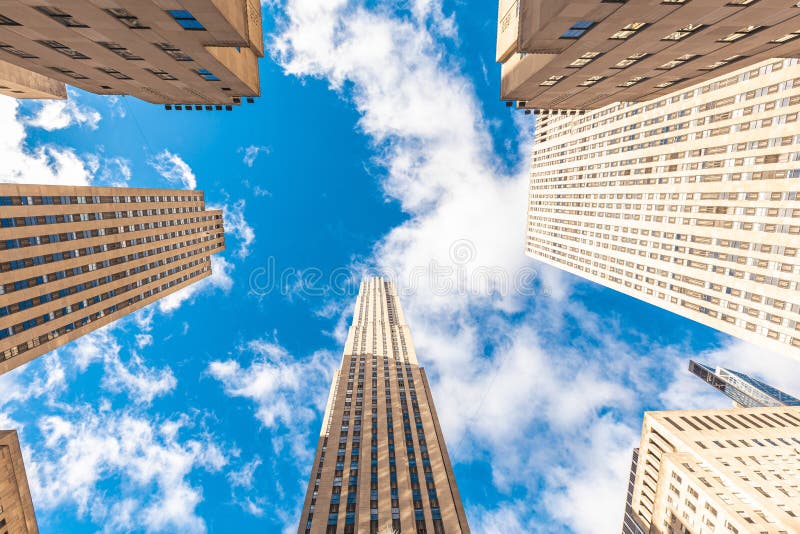 Rock Top Viewpoint in New York Editorial Image - Image of building ...