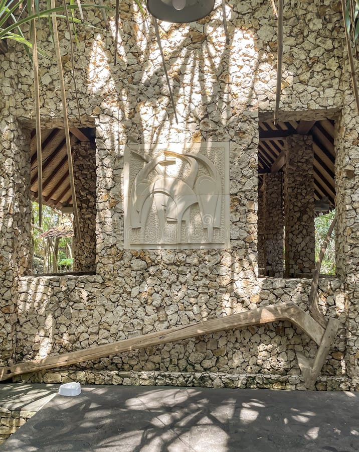 Rock Wall Outdoor Restaurant Stock Image - Image of wall, restaurant ...