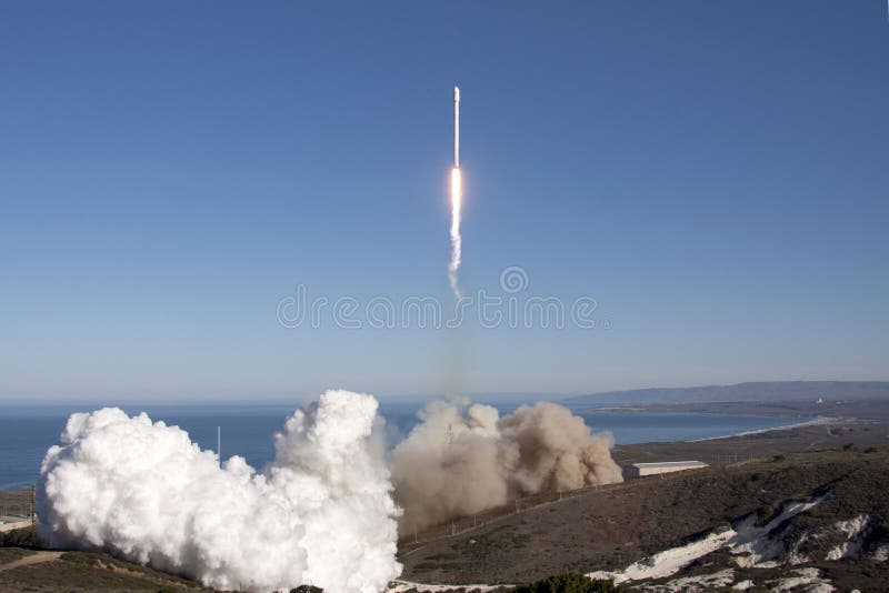Rocket In Flight Picture. Image: 109904017
