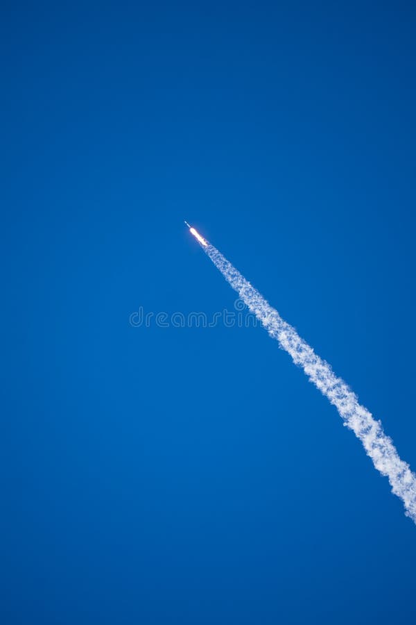 Astronaut Leaves Nasa Stock Photos - Free & Royalty-Free Stock Photos ...