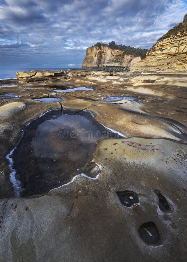 Rockpool at Sunrise Near Pearl Beach on NSW Central Coast in Australia ...
