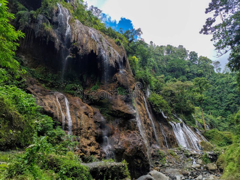Rocks and Cliffs in the Tetes Cave in the Tumpak Sewu Area Stock Image ...