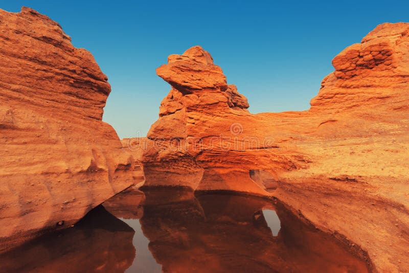 Rocks Hit the Sun and River Stock Photo - Image of summer, rock: 91265734