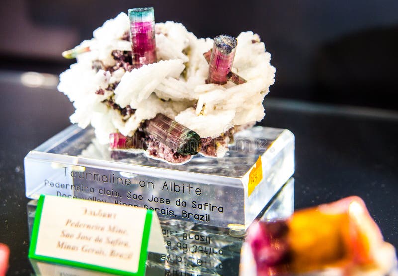 Rocks and minerals editorial stock image. Image of cluster - 90677464