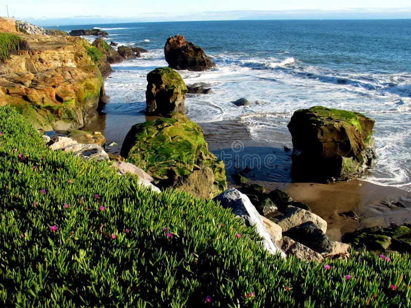 Rocks at ocean beach stock photo. Image of pacific, beach - 5671134