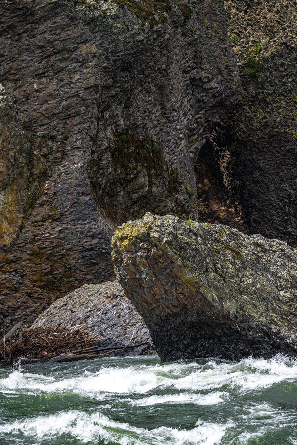 Rocks in the Spokane River stock image. Image of state - 249972159