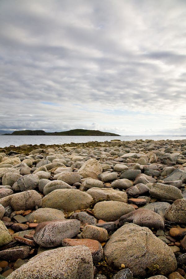 Rocky beach, Scotland stock photo. Image of scenics, isle - 11484532
