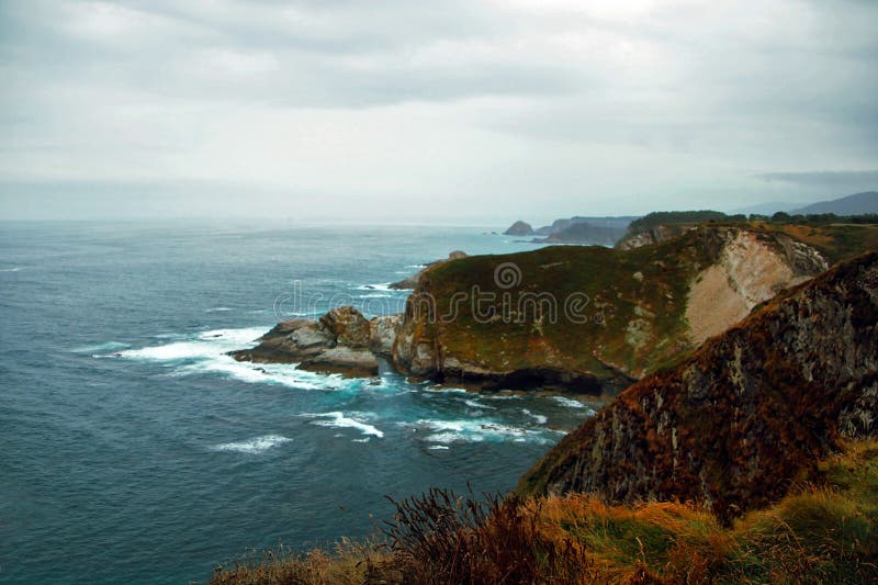Cliff next to the ocean stock photo. Image of coast - 101849134