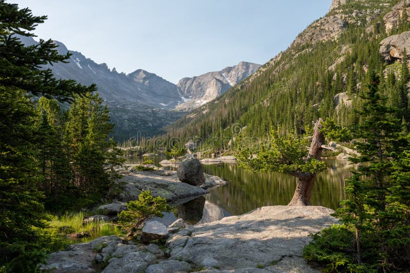 Rocky Edge of Mills Lake stock image. Image of shore - 239356773